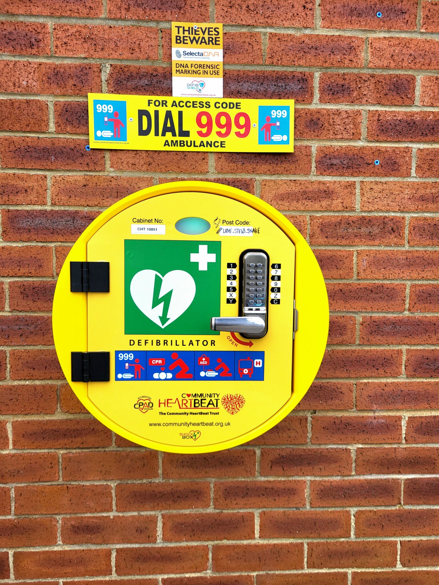 Two New Defibrillators Installed in Earley – Earley Town Council