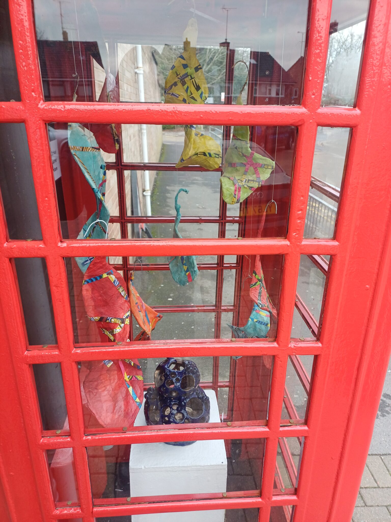 Silverdale Road Phone Box Art Installation – Earley Town Council